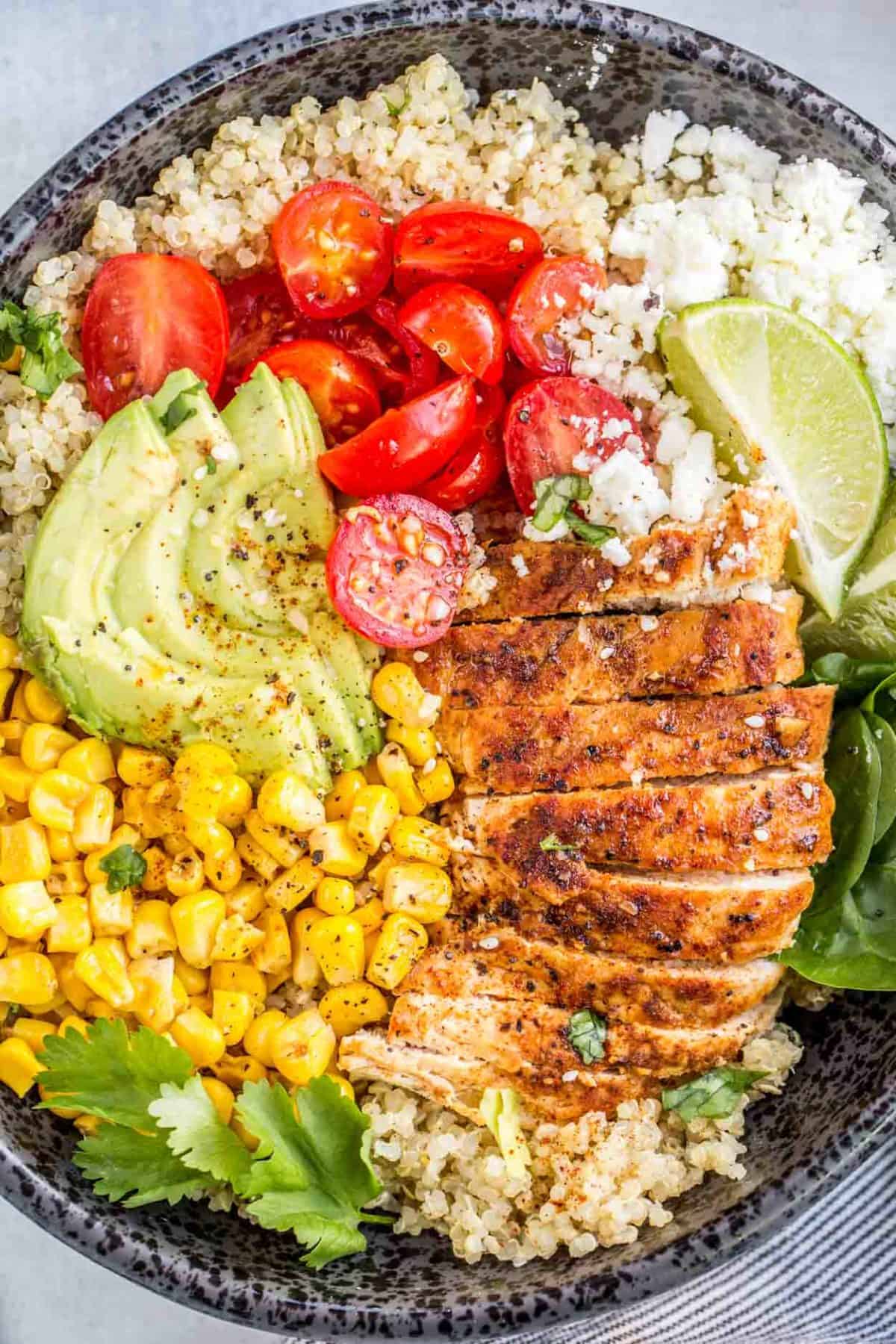 Easy Chicken Quinoa Bowl Recipe - Valentina's Corner