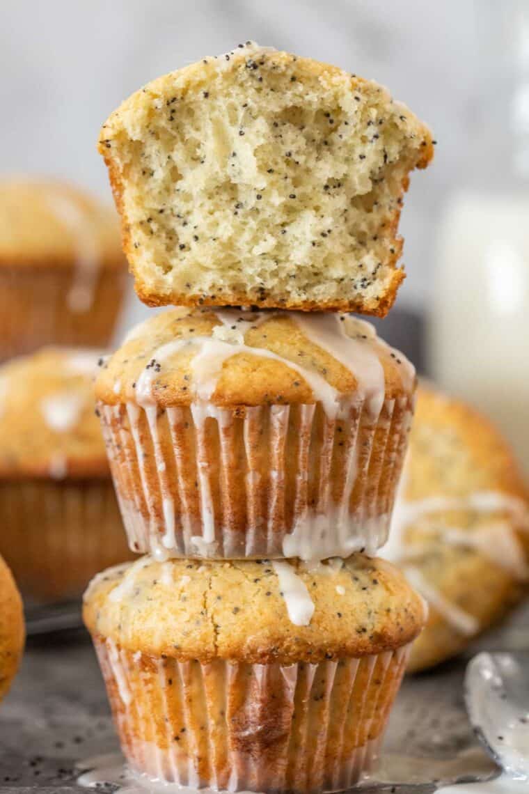 Lemon Poppy Seed Muffins - Valentina's Corner