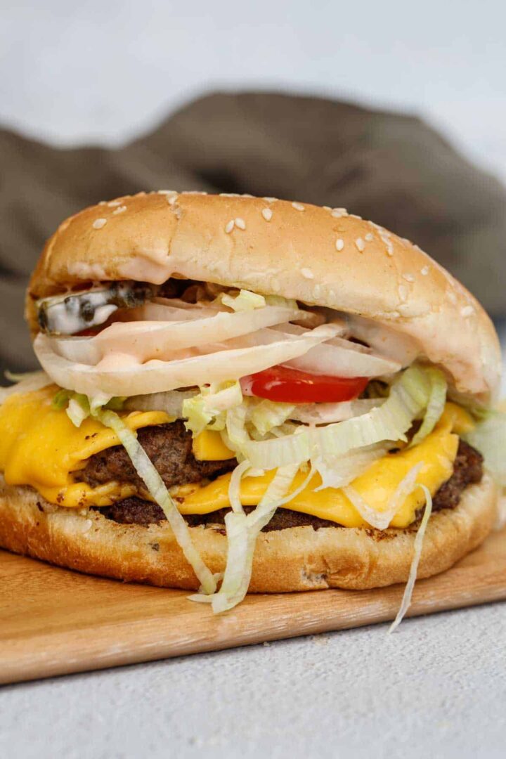 The BEST Smash Burger Recipe - Valentina's Corner