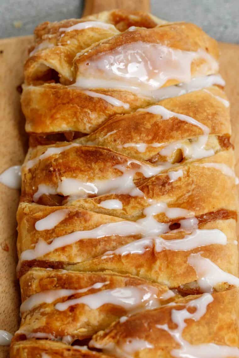 Apple Puff Pastry Braid - Valentina's Corner